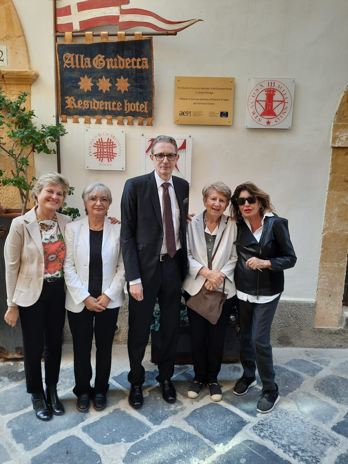 The AEPJ unveils a plaque at the mikveh in Syracuse, Sicily - European ...